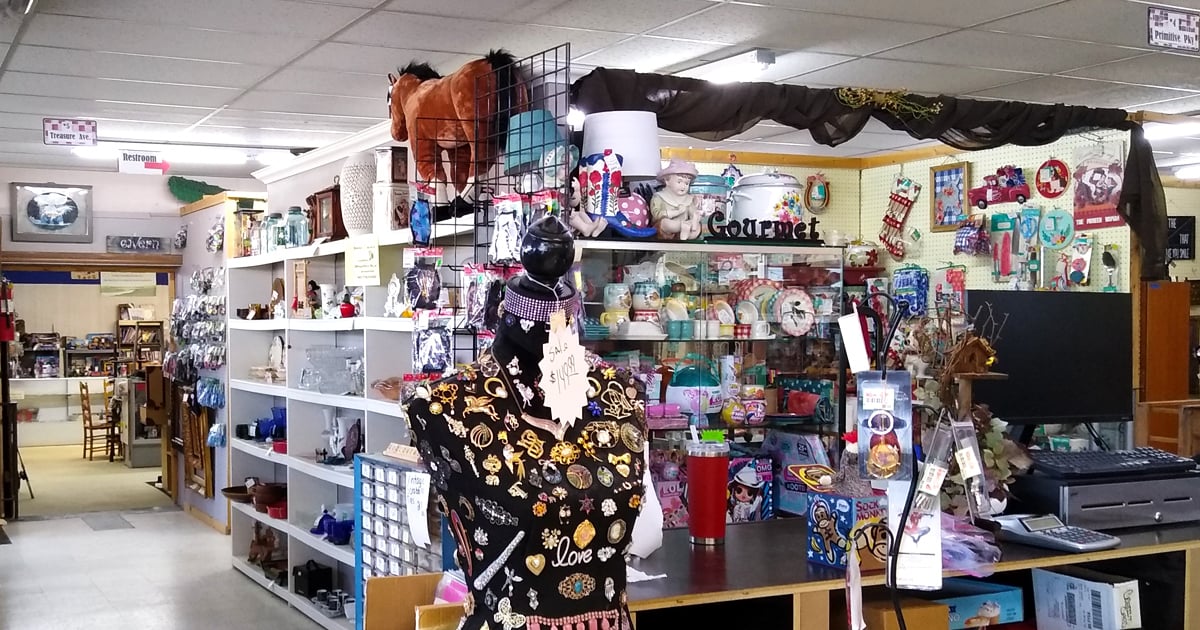8 Massive Flea Markets In Arkansas Where You Can Shop All Day For Just $45