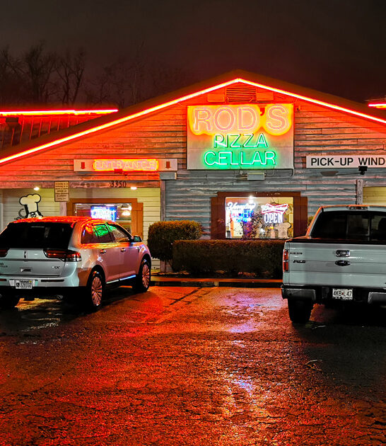 arkansas pizzerias hole wall ftr