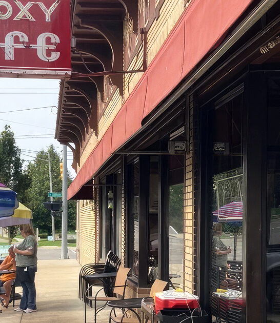 cafe michigan cinnamon rolls ftr