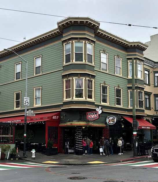 california cannoli unpretentious pizzeria FTR