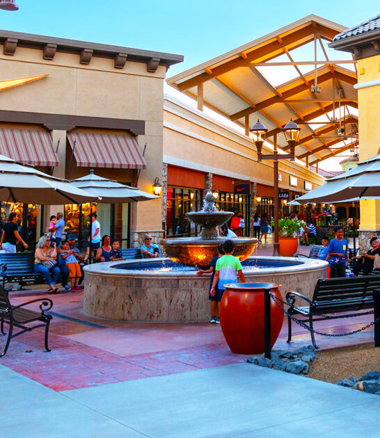 california expansive outlet mall ftr