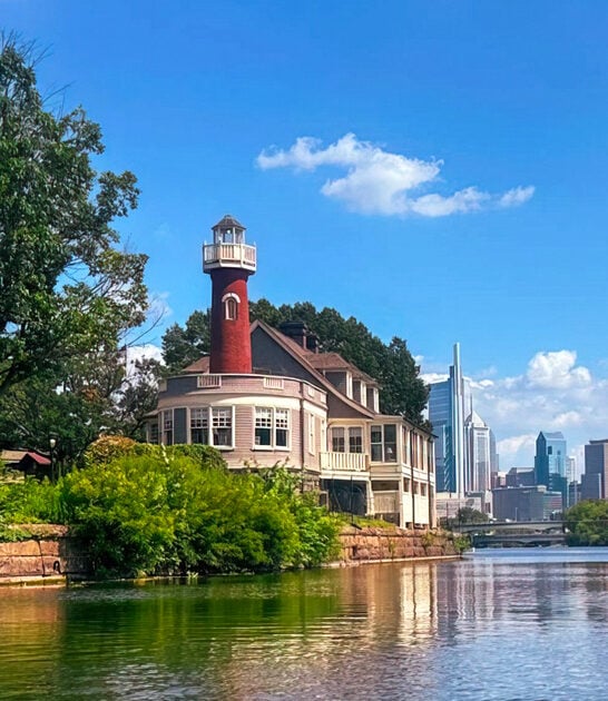 charming lighthouse pennsylvania ftr