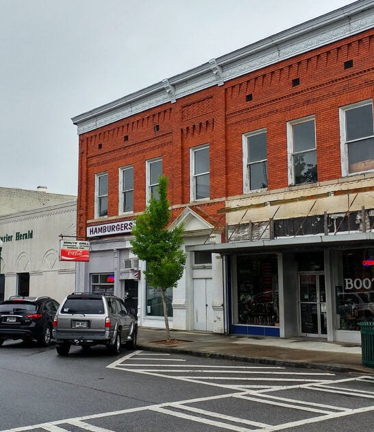 charming town dreamy georgia ftr