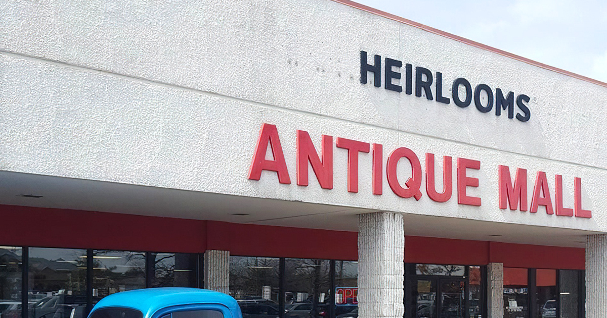 This Massive Vintage Store In Colorado Has Rare Treasures That Are Less ...