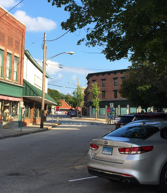 connecticut slow comfortable town ftr