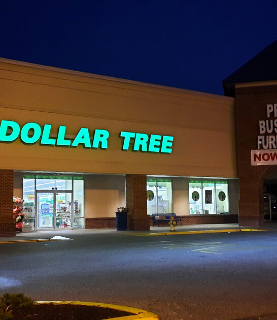 delaware store dollar hunters ftr