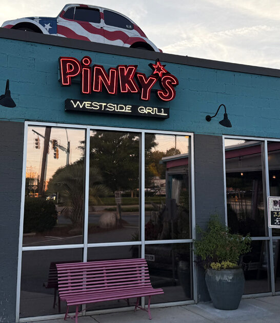 dog restaurant north carolina FTR