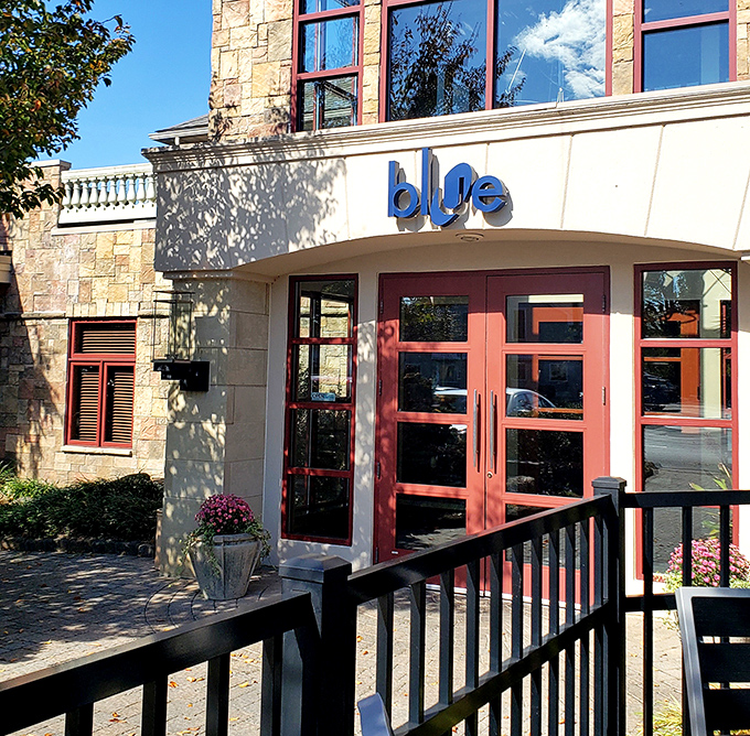 Step past those red doors in Bethlehem and discover a tucked-away paradise for crab cake lovers.