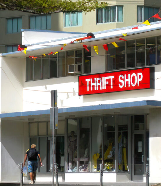 enormous thrift hawaii store ftr