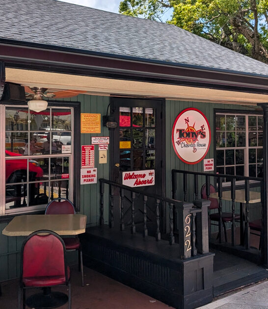 florida waterfront restaurant crab ftr