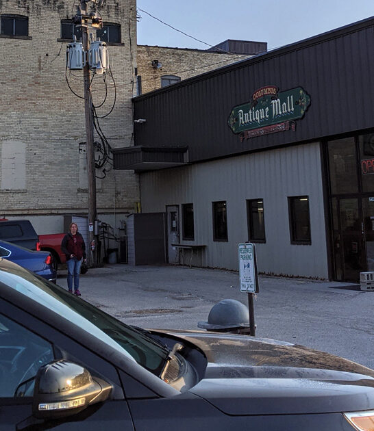 gigantic antique store wisconsin ftr