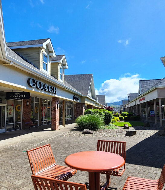 ginormous oregon outlet mall ftr