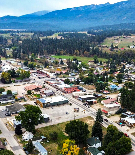 gorgeous mountain towns montana ftr