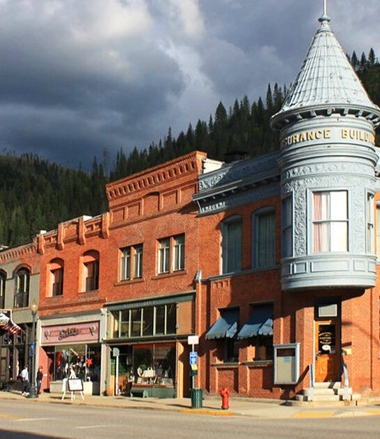 gorgeous towns idaho getaways ftr