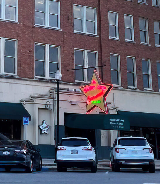 homey restaurants alabama food FTR