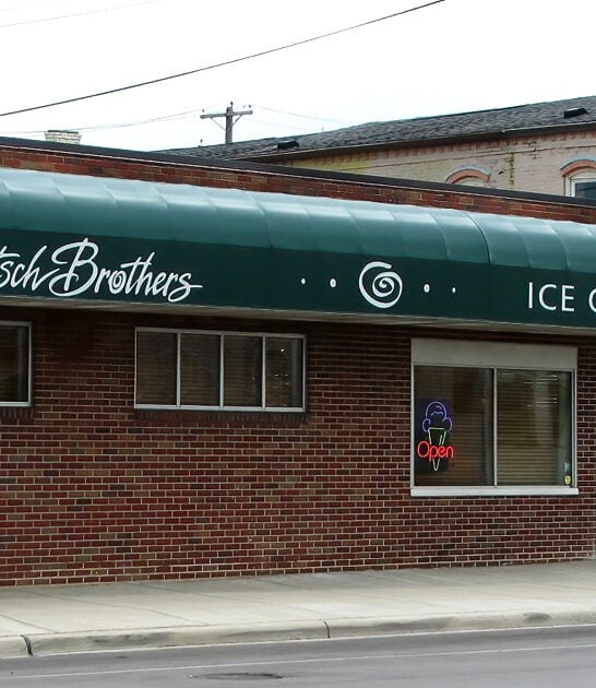 ice shop ohio sundaes ftr