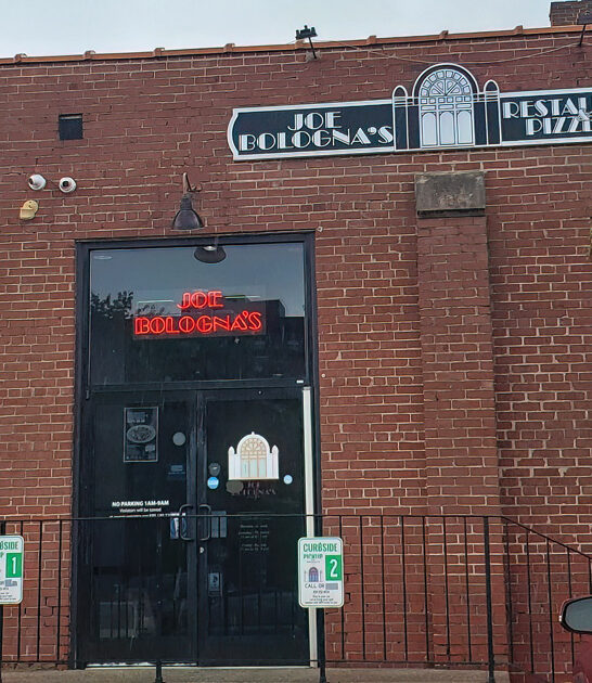 iconic kentucky delicious pizza ftr