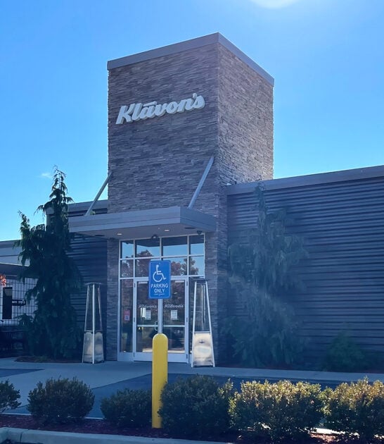 iconic pizzerias michigan good ftr