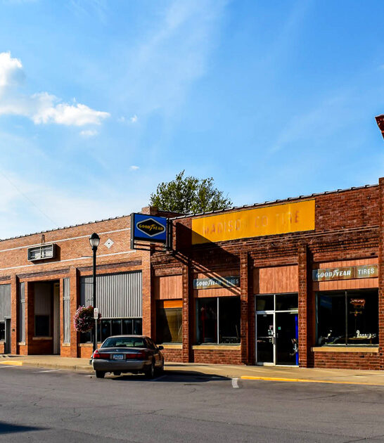 iowa town dreamy historic ftr