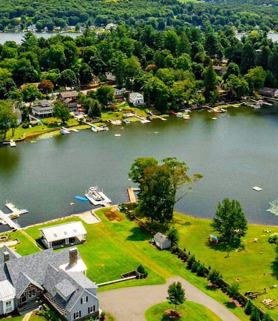 lake towns delightful connecticut ftr