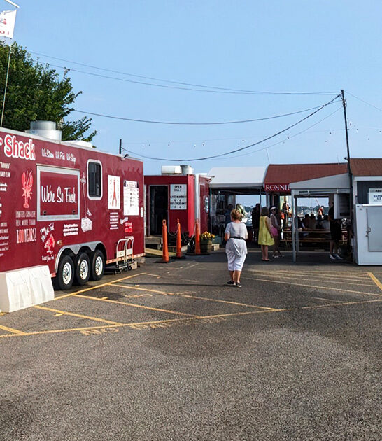 lobster roll rhode island ftr