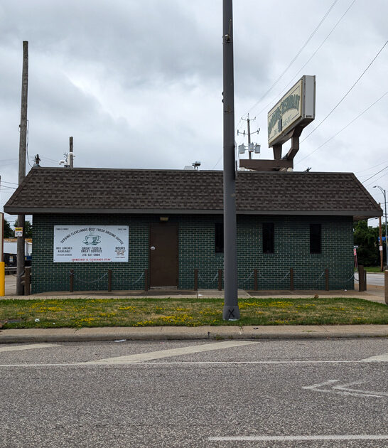 locals restaurant ohio bbq ftr