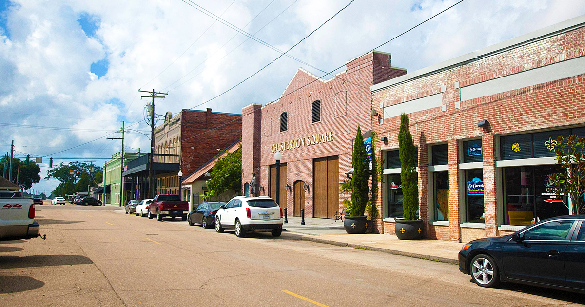 This Slow-Paced Town In Louisiana Is Made For Peaceful, Stress-Free Living