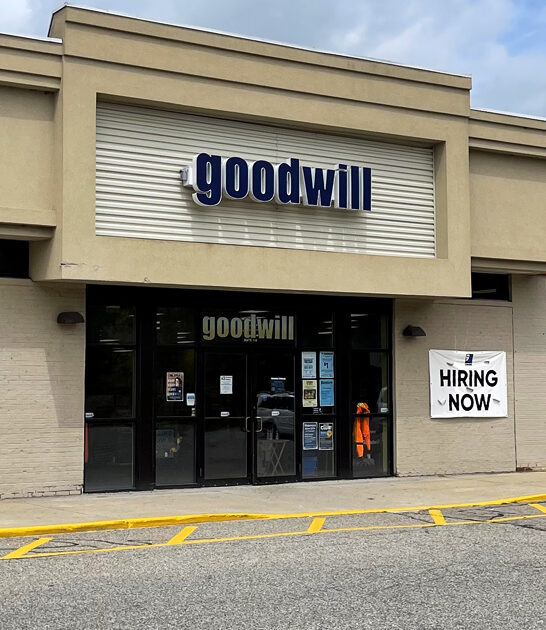 maine store huge thrift ftr