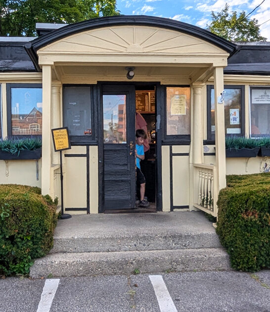 massachusetts diner cheeseburger spot ftr