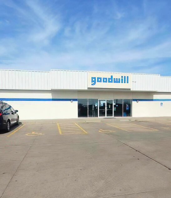 massive kansas bargain shop ftr