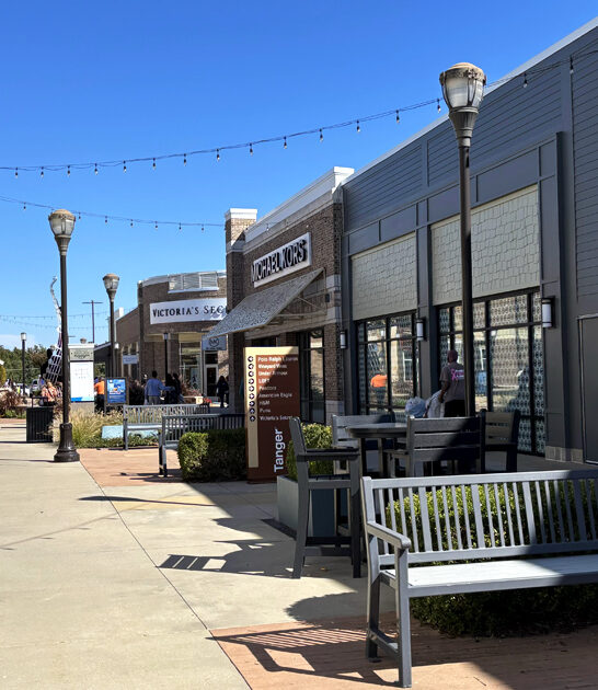 massive outlet mississippi mall ftr