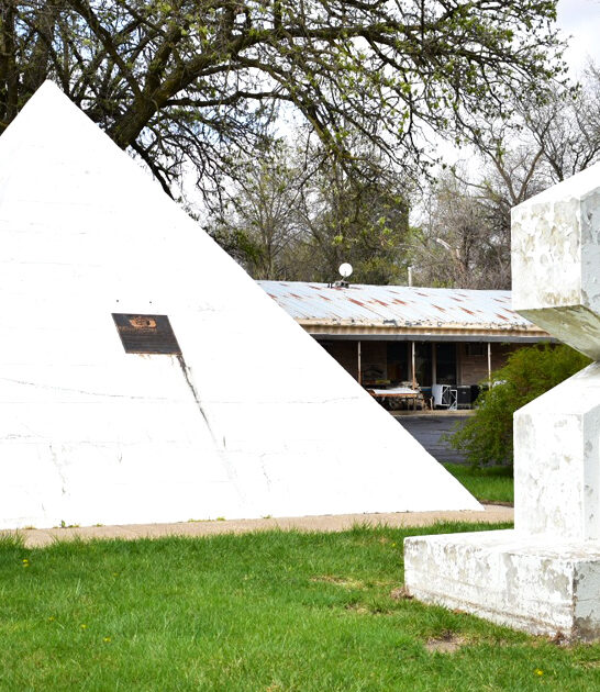nebraska fascinating roadside attraction ftr