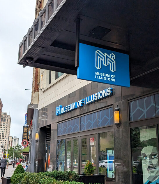 ohio illusions museum exhibit ftr