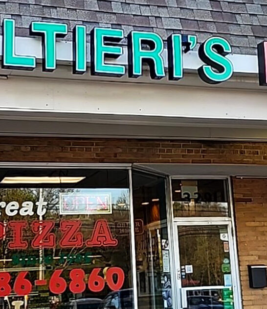 ohio pizzeria sausage pizza ftr