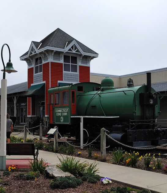 outlet delightful mall connecticut FTR
