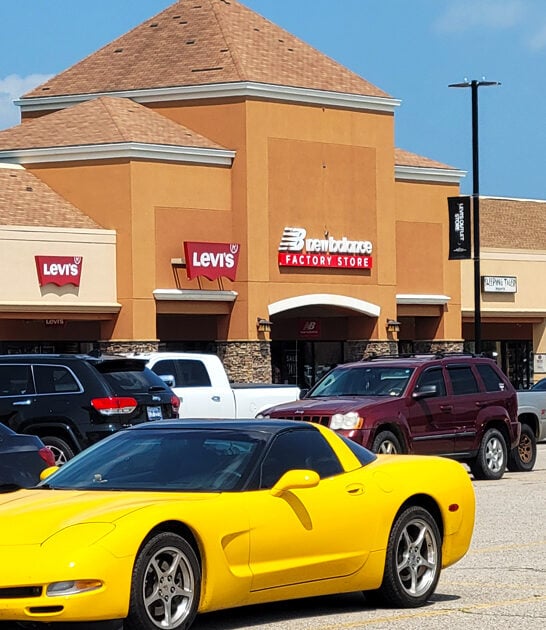 outlet mall michigan rethink ftr