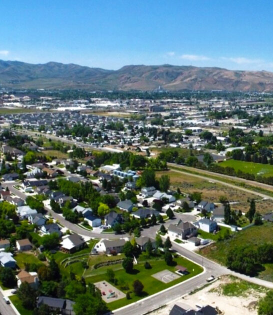 overlooked tiny town idaho FTR