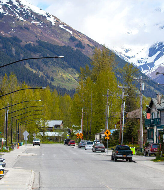 peaceful mountain town alaska FTR