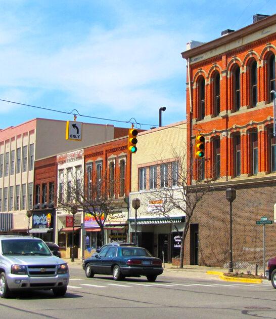 peaceful town living michigan ftr