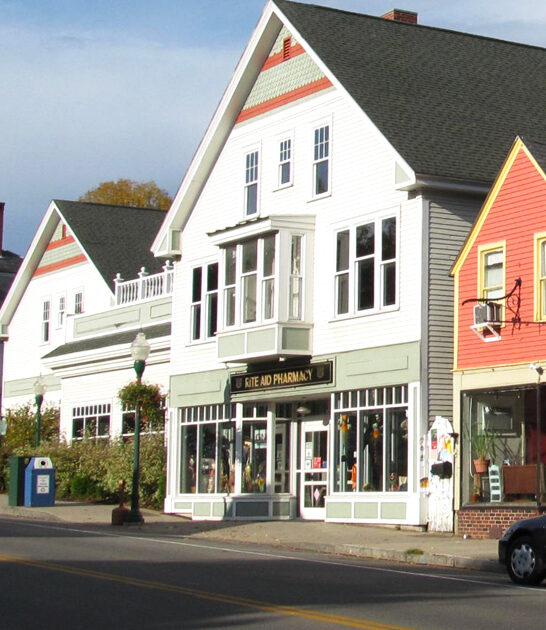 peaceful town maine perfect ftr