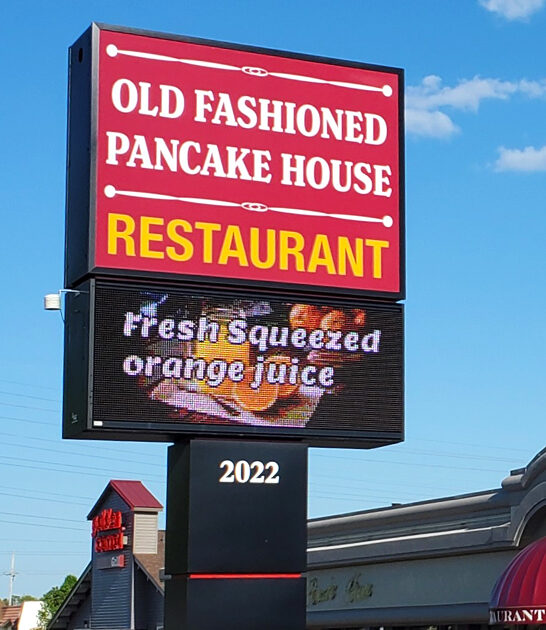 pecan pancakes diner illinois FTR