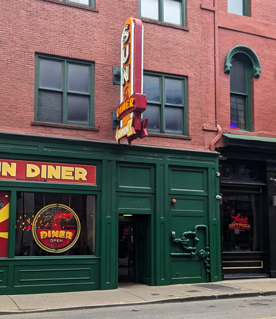 people drive tennessee diner ftr