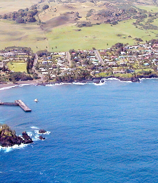 picturesque small town hawaii ftr