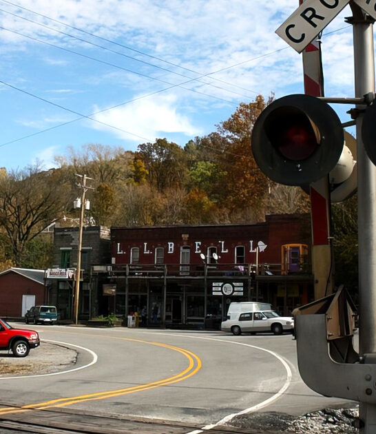 quaint small town illinois ftr