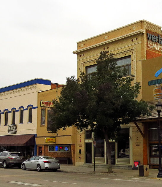 quaint wyoming town escape ftr