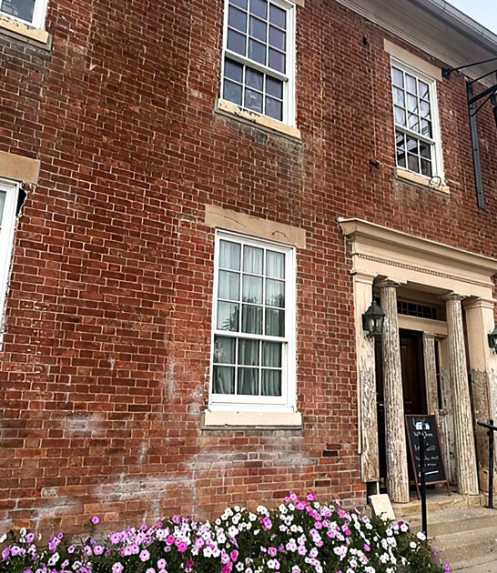 restaurant ohio tavern burger ftr