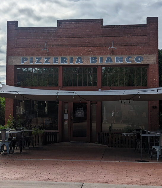 restaurants decent arizona pizza ftr