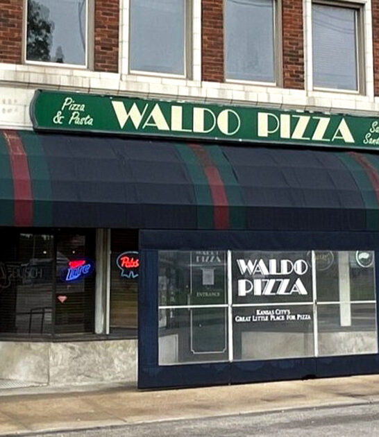 restaurants kansas delicious pizza ftr