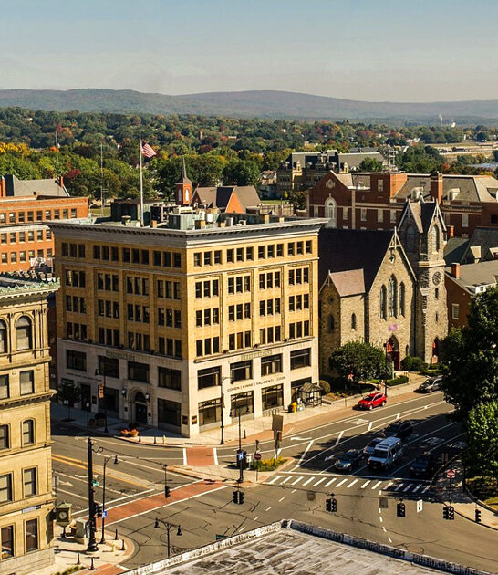 scenic town massachusetts ftr