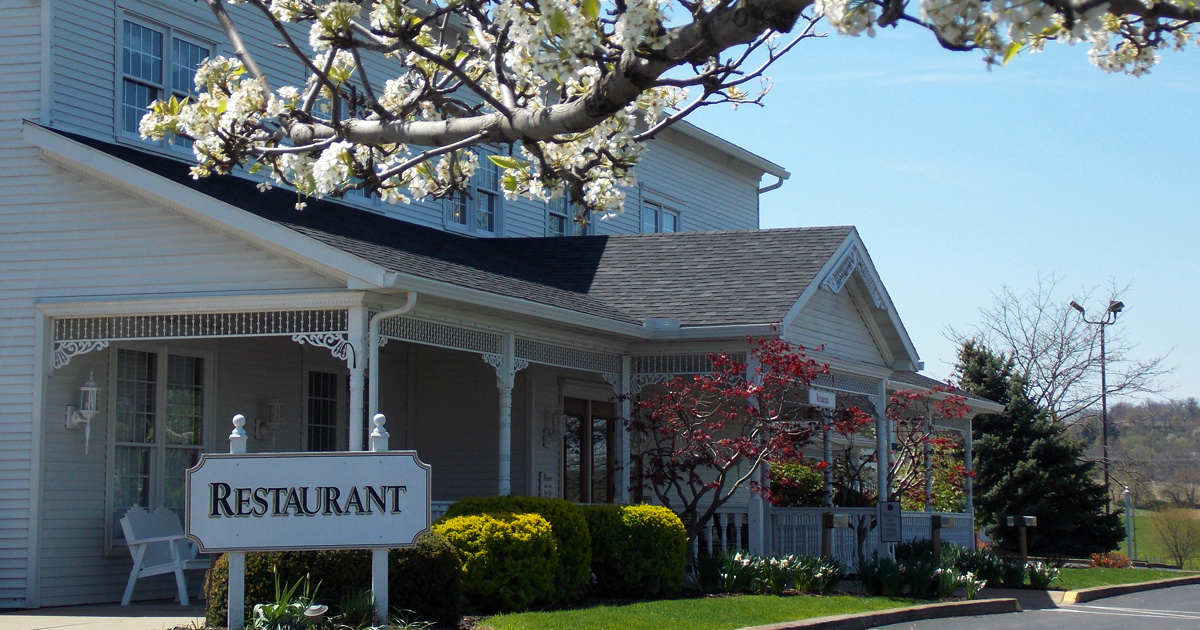 The Amish Restaurant In Ohio That Secretly Serves The Best Buffet In ...